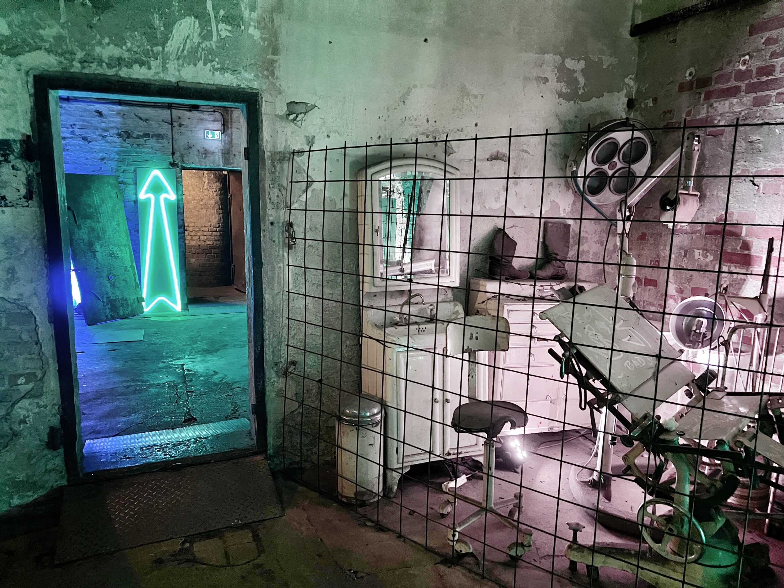 Trains (Mostly), Planes and Automobiles Part 6 - Craig Murray